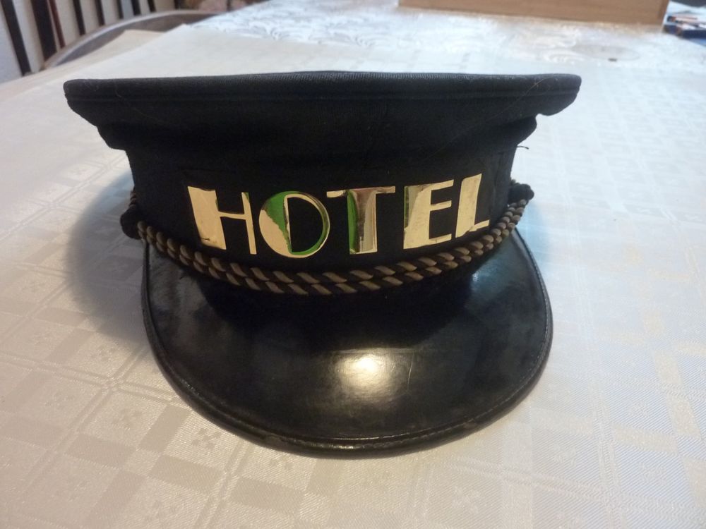 Schirmmütze Hut Uniform Mütze Portier HOTEL (Gebraucht) in Dietikon für ...