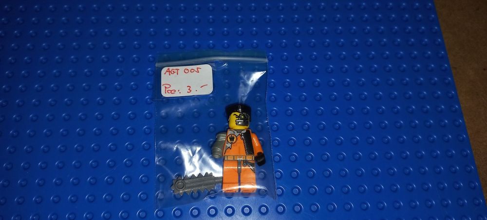 Mini figurine Lego ( Saw Fist ) (Gebraucht) in La tour de treme für CHF ...