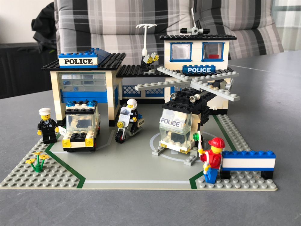 Lego Polizei Station Nr. 6384 mit Anleitung (Gebraucht) in Steffisburg ...