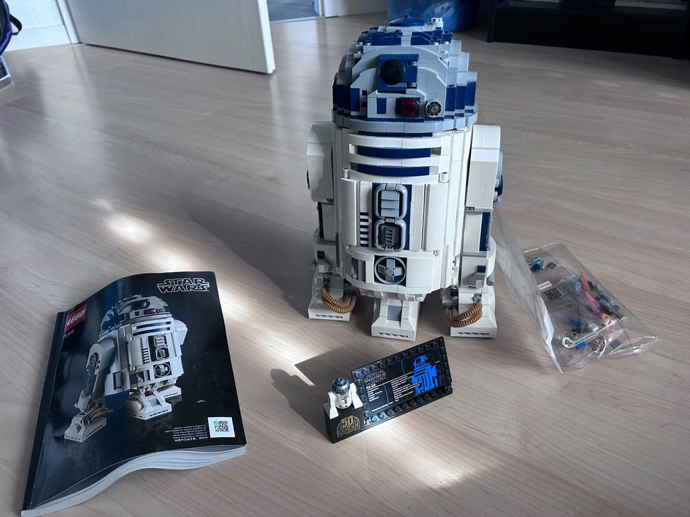 R2D2 UCS Lego Set (Gebraucht) in Arch für CHF 50 – mit Lieferung auf ...