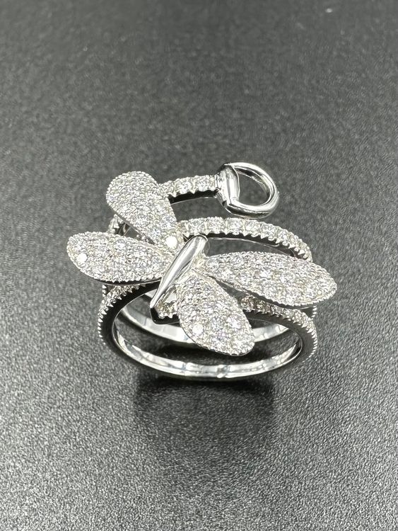 GUCCI. Collection "Flora", bague or blanc 18K et diamants | Acheter sur ...