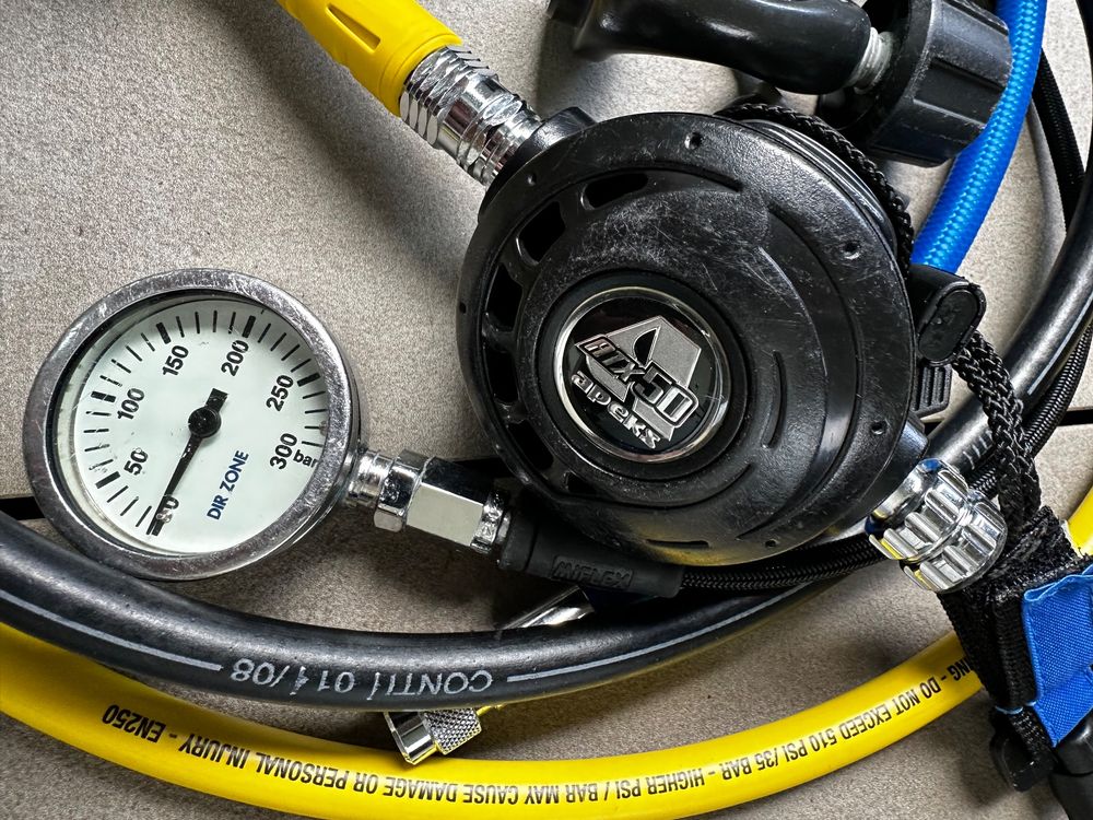 apeks ATX200 & ATX50 Lungenautomaten-Set (Gebraucht) in Bäch SZ für CHF ...