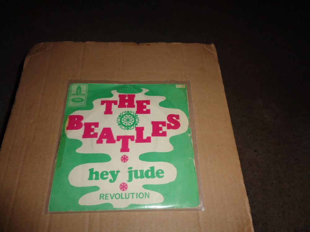 The Beatles - Hey Jude, Revolution (VinylSingel1968) (Gebraucht) in trimbach für CHF 6 – mit ...