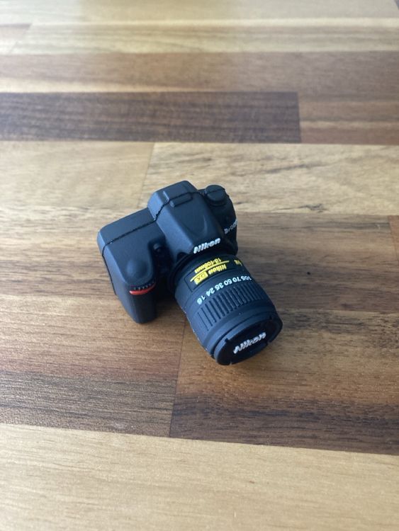 Nikon USB Stick (Gebraucht) in Lyss für CHF 5 – mit Lieferung auf ...