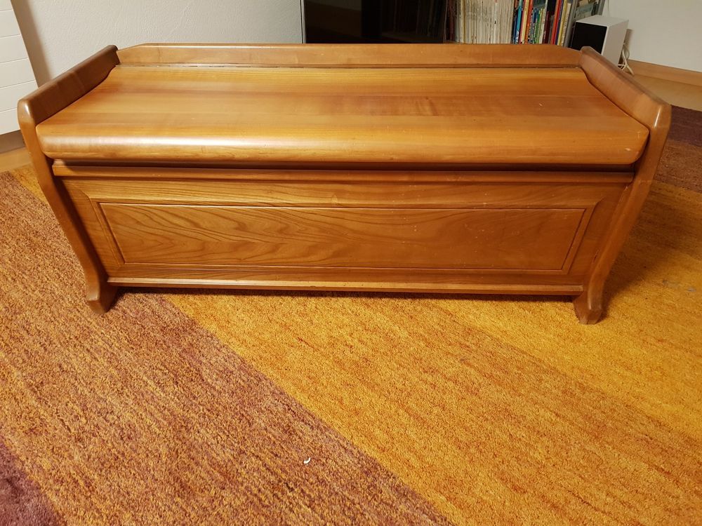 Truhe mit Sitzfläche | Kaufen auf Ricardo