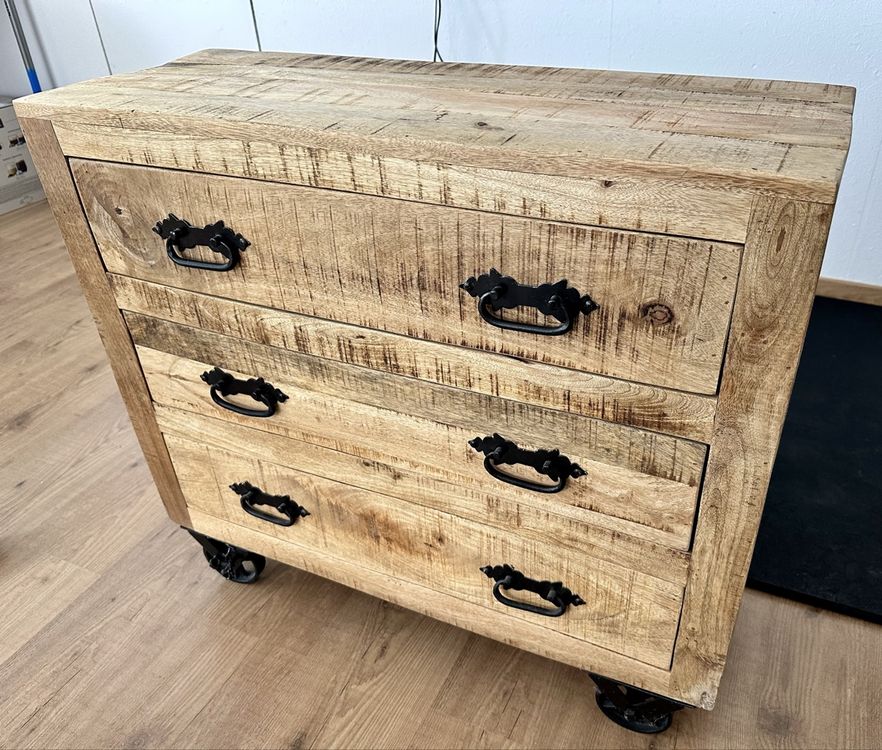 Mangomöbel (Gebraucht) in Balterswil für CHF 1 – nur Abholung auf ...