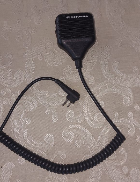MOTOROLA GP300 / VHF (Gebraucht) in Bauma für CHF 110 – mit Lieferung ...