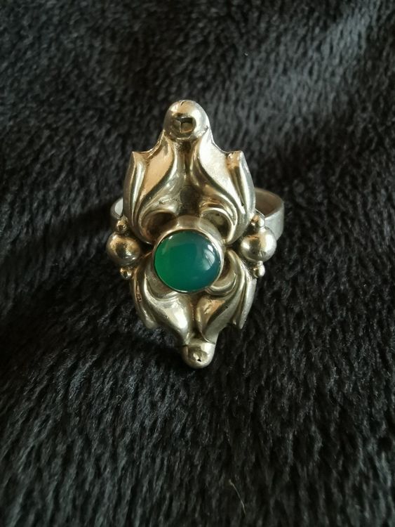 Silber Fingerring mit Grünem Stein (Gebraucht) in Leuzigen für CHF 15 – mit Lieferung auf ...