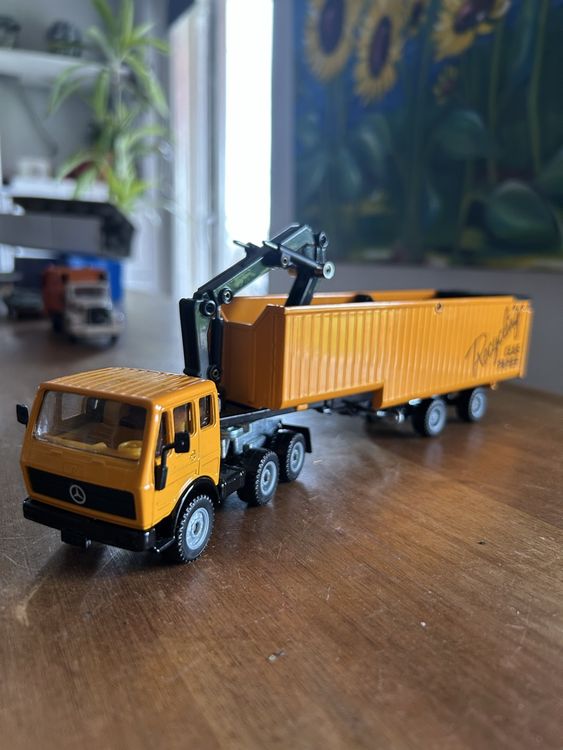 Camion Mercedes Siku de recyclage 1:50 avec benne et grue (Neu (gemäss ...