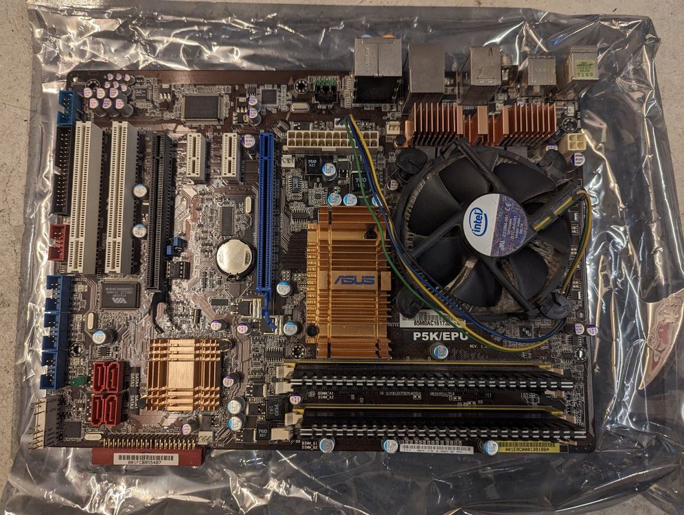 Asus P5K/EPU motherboard inkl. Intel Q9550 & 4GB RAM | Kaufen auf Ricardo