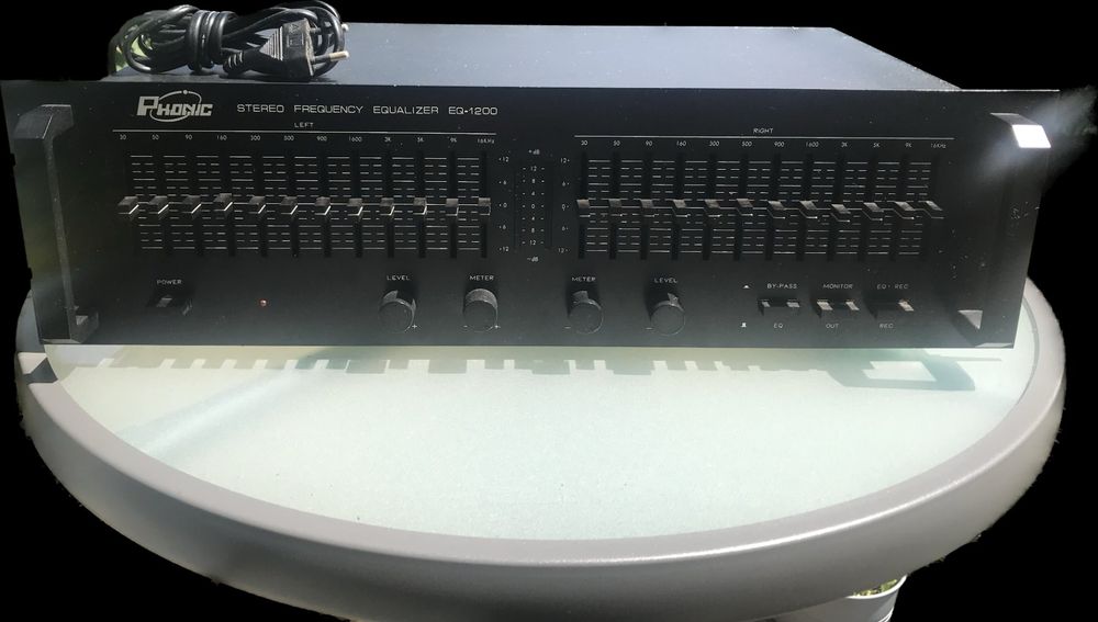 PHONIC EQ 1200 Rack Graphic Equalizer (Gebraucht) in Payerne für CHF 30 ...