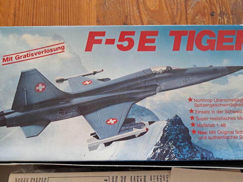 F-5E Tiger II 1/48 Testor Hawk Stamax Hobby AG | Kaufen auf Ricardo