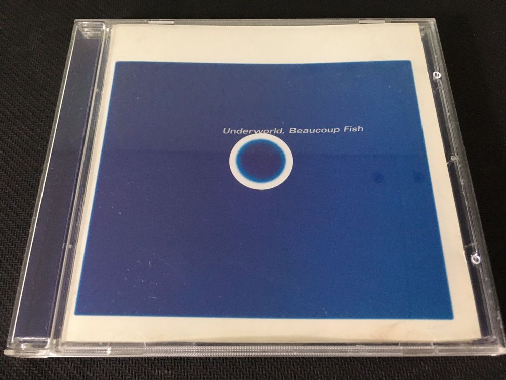 Underworld - Beaucoup Fish -CD- (Gebraucht) in St.Gallen für CHF 2.9 – mit Lieferung auf Ricardo ...