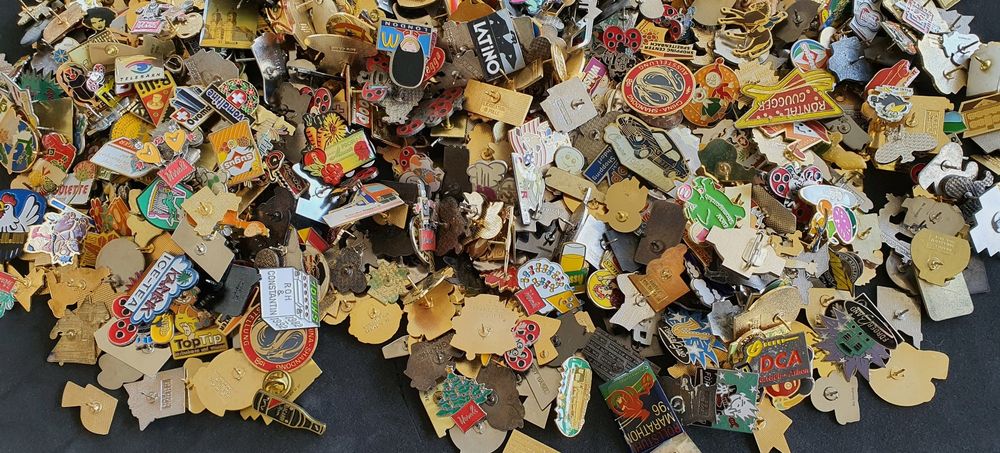 5.2 Kg. Pins Pin ohne Verschluss Abzeichen Magnete / Nr. 11 (Gebraucht ...