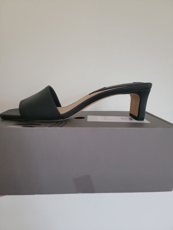 Sandalette ungetragen Leder Gr. 39 (Neu und originalverpackt) in Basel für CHF 35 – mit ...