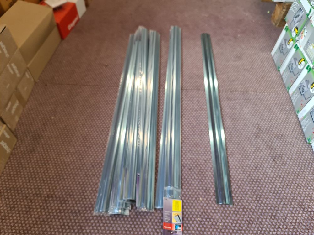 Posten Kabelkanäle Edelstahl ab 1.- (Neu und originalverpackt) in Krinau für CHF 9 – mit ...