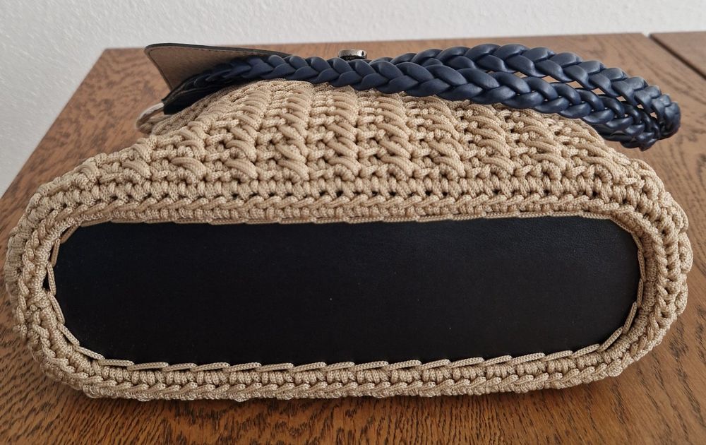SAC EN CROCHET HANDMADE (Neu und originalverpackt) in Camorino für CHF ...