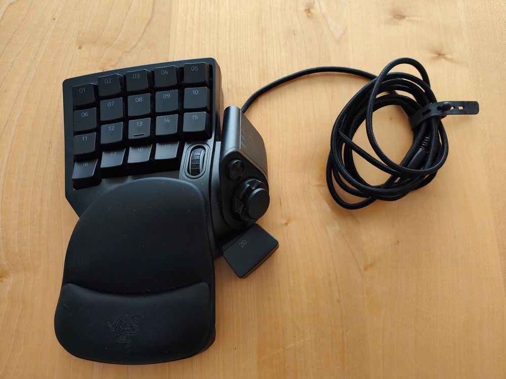 Razer Tartarus Pro (macro keyboard) | Kaufen auf Ricardo