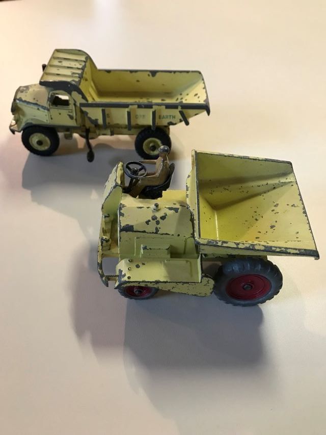 Dinky antik, Euclid 965 Truck und Muir Hill Dumper Spielzeug (Gebraucht ...