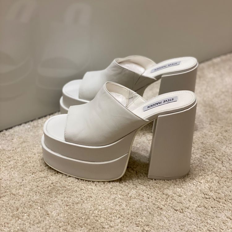 Steve Madden Plateau