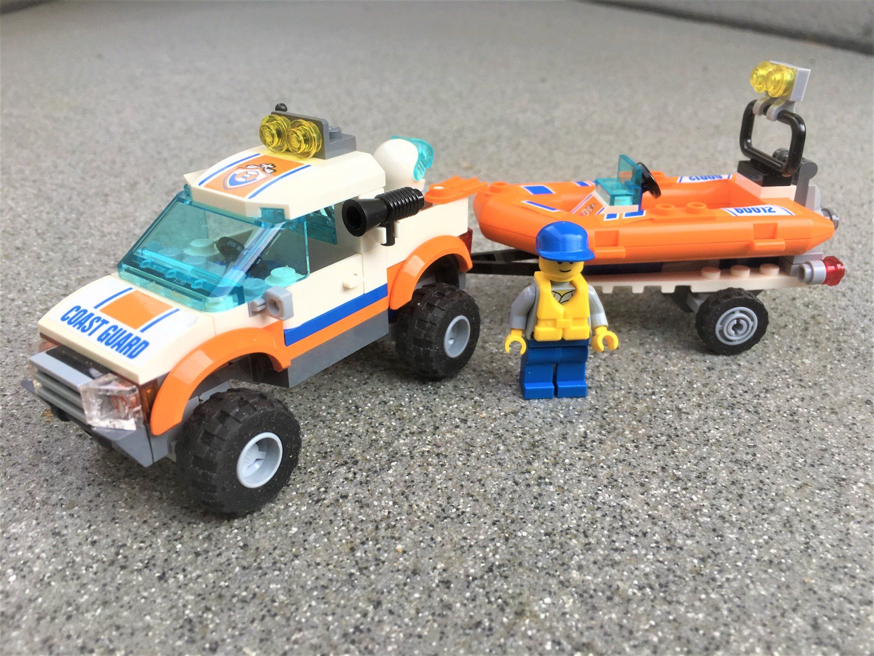 LEGO City # 60012 COAST GUARD 4x4 mit Taucherboot (Gebraucht) in LAUSANNE für CHF 12 – mit ...