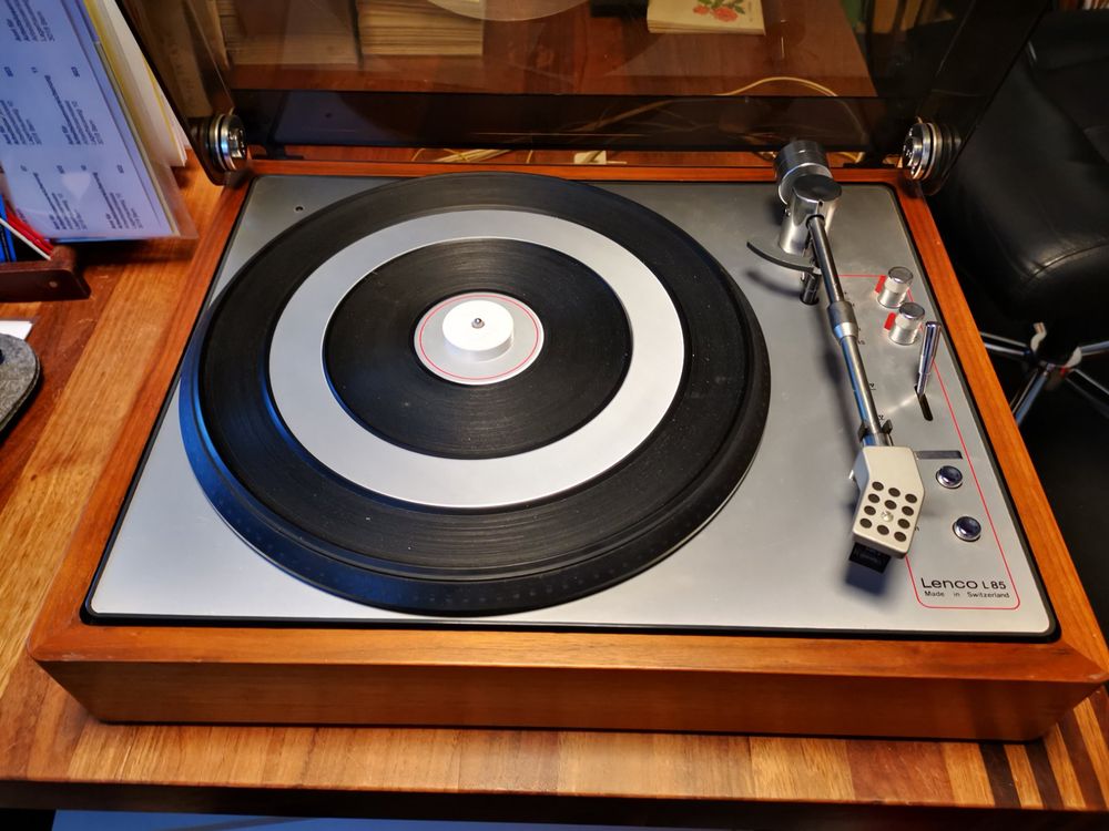 Lenco L85 Plattenspieler (Defekt) in Diessbach b. Büren für CHF 45 ...
