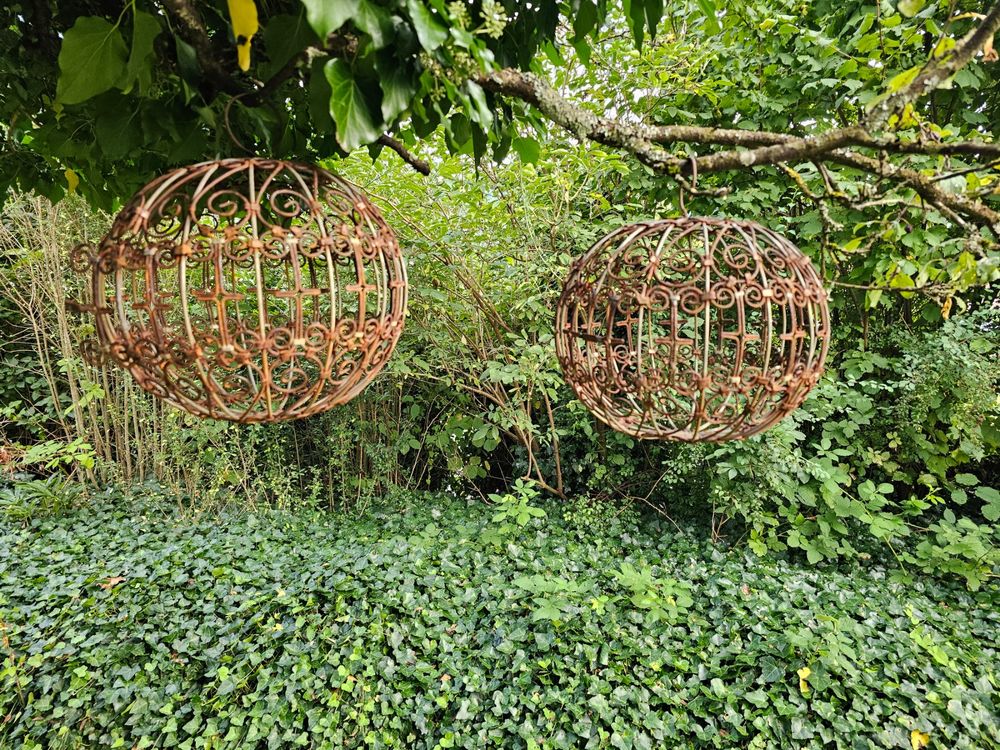2x Rost Deko Kugeln Garten Terrasse Shabby Vintage Landhaus (Gebraucht ...