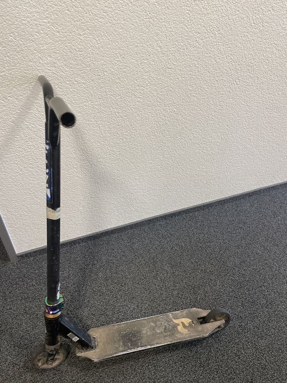 Trotti (Defekt) in Esslingen für CHF 5 – nur Abholung auf Ricardo kaufen
