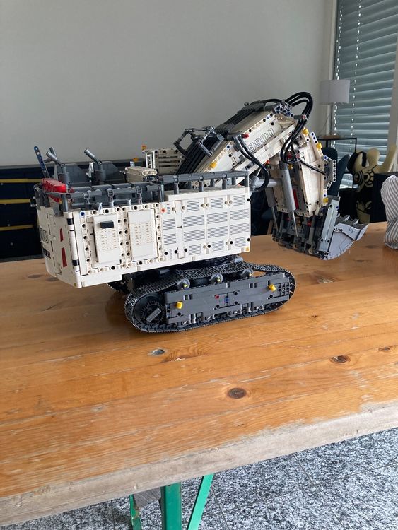 LEGO Liebherr Bagger R 9800 | Kaufen auf Ricardo