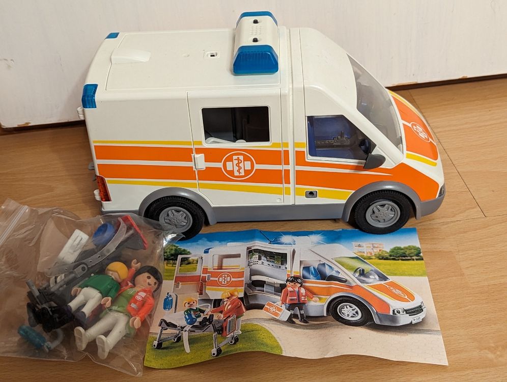 Playmobil Citylife - Krankenwagen (6685) (Gebraucht) in Adliswil für ...