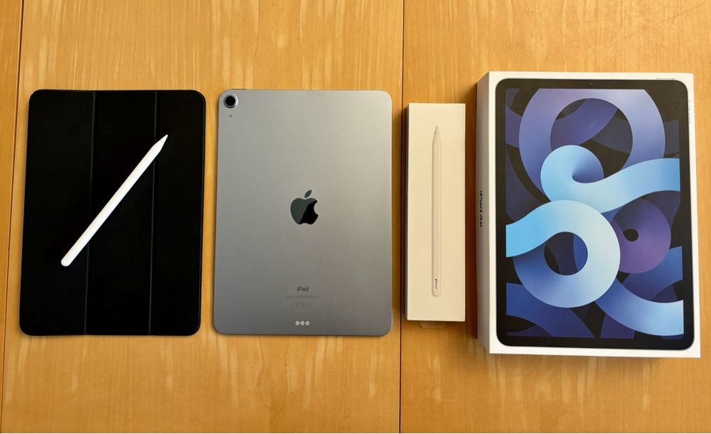iPad Air (4. Generation, 64GB, Sky Blue) + Zubehör (Gebraucht) in Dättwil AG für CHF 314 – mit ...