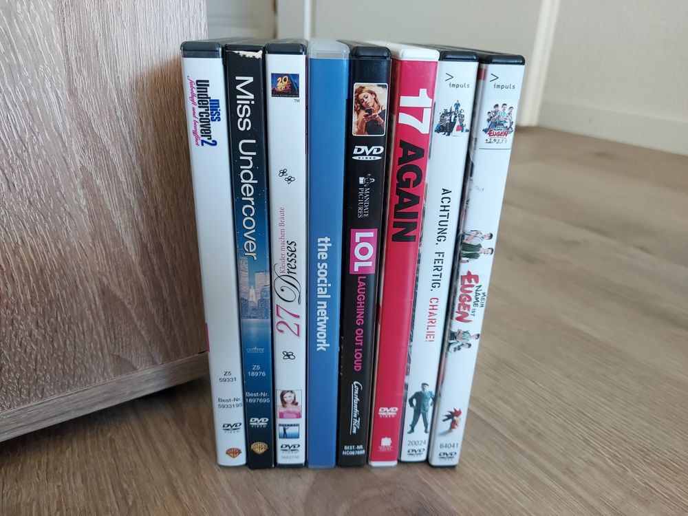 8 DVDs (Gebraucht) in Anglikon für CHF 1 – mit Lieferung auf Ricardo kaufen