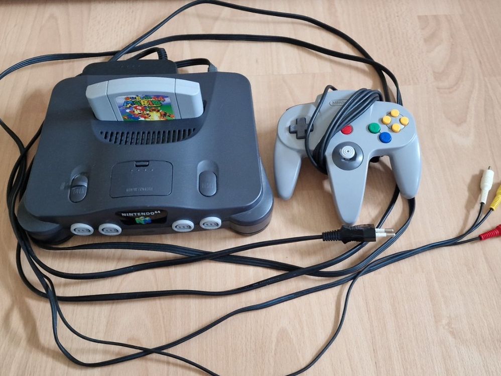 Nintendo 64 inkl. Controller und Super Mario 64 (Usato) a Frauenfeld ...
