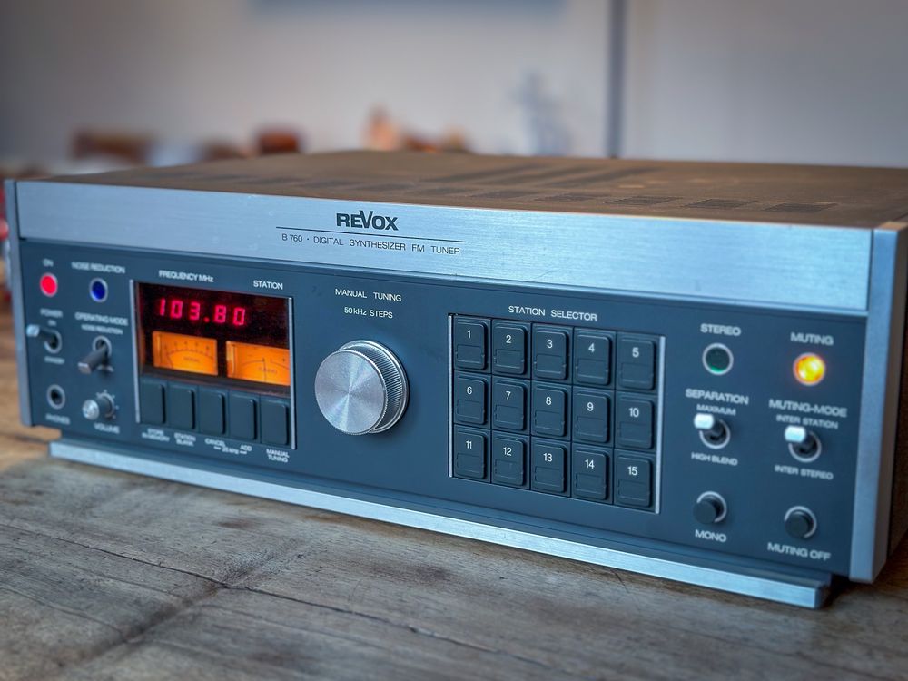 Revox B760 - Digital Synthesizer FM Tuner (Defekt) in Zug für CHF 103 – nur Abholung auf Ricardo ...