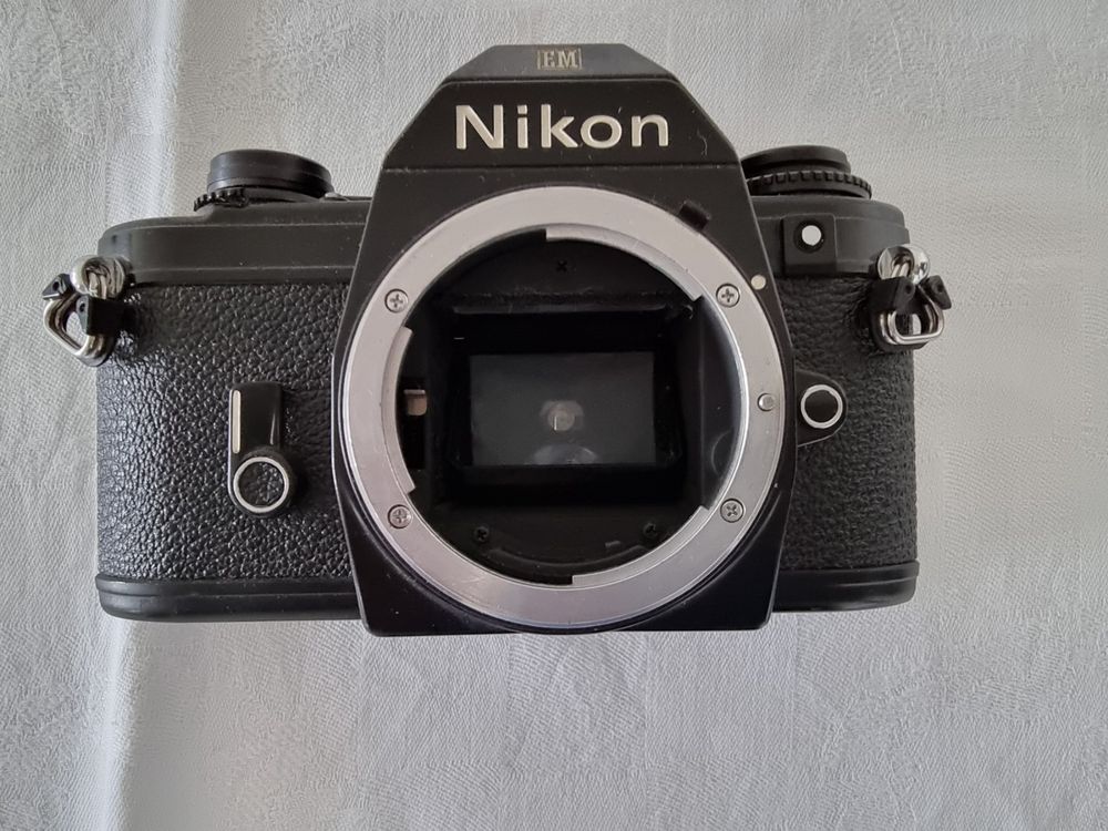 Nikon EM analog | Kaufen auf Ricardo