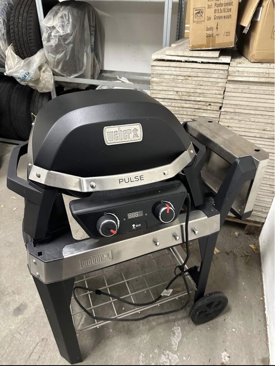 Weber Pulse 2000 Elektro Grill - Top Zustand! Sommerhit (Gebraucht) in ...