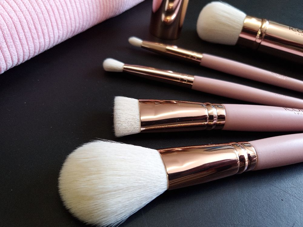 ICONIC LONDON shadow&smoke brush set - unbenutzt (Neu (gemäss ...