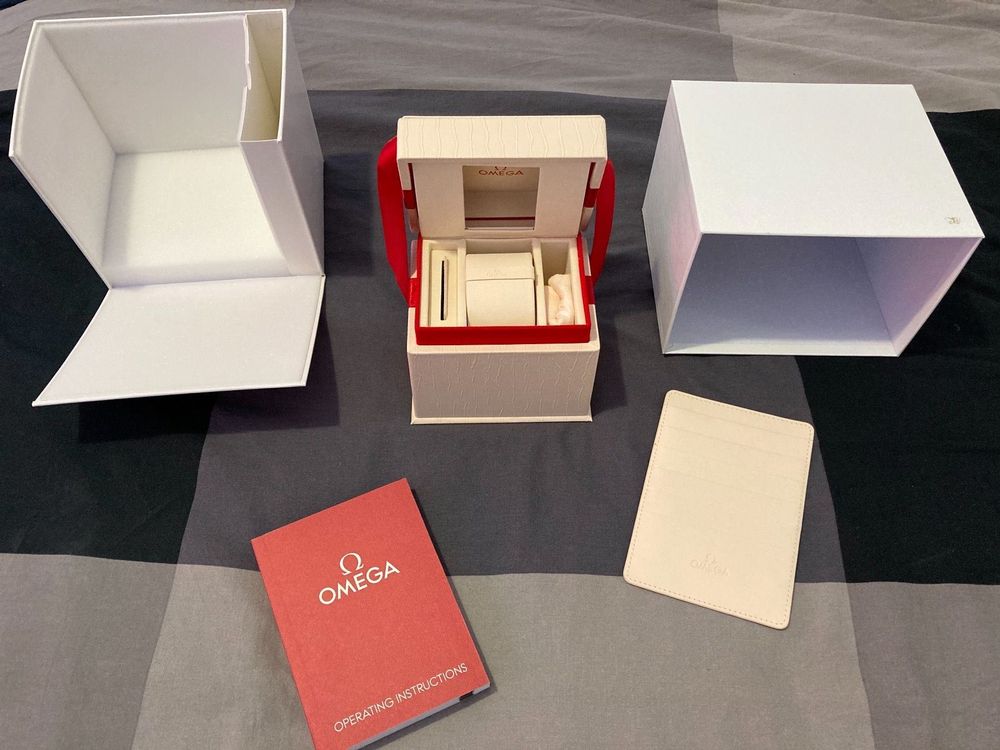 Omega Box | Kaufen auf Ricardo