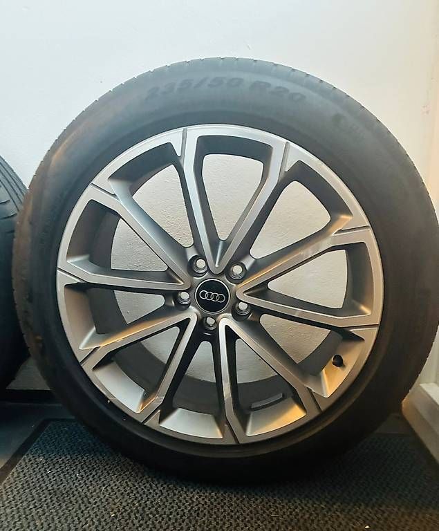 Jantes Audi 20 pouces avec pneus d'été - Presque neuf! (D'occasion) à ...