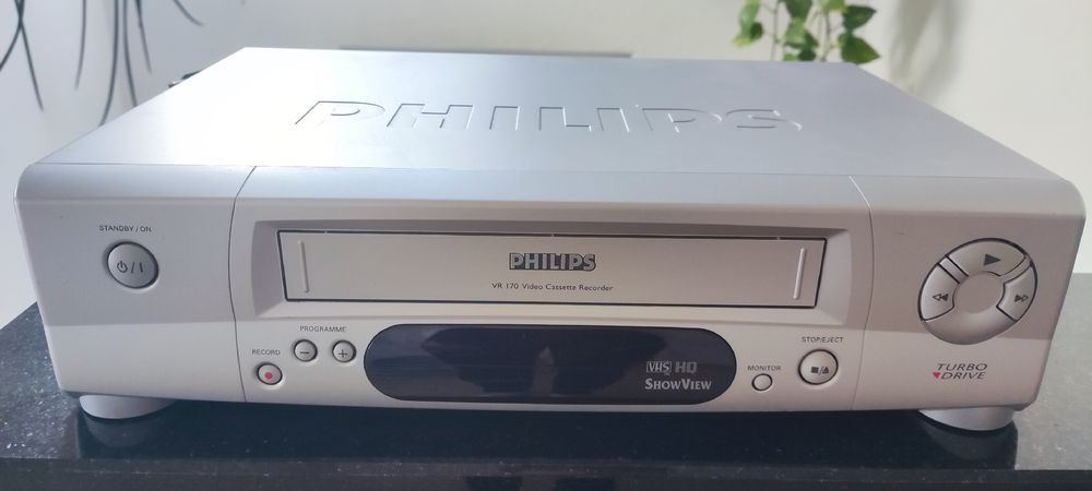 VHS-Videorecorder von Philips VR 170 - Top Zustand! | Kaufen auf Ricardo