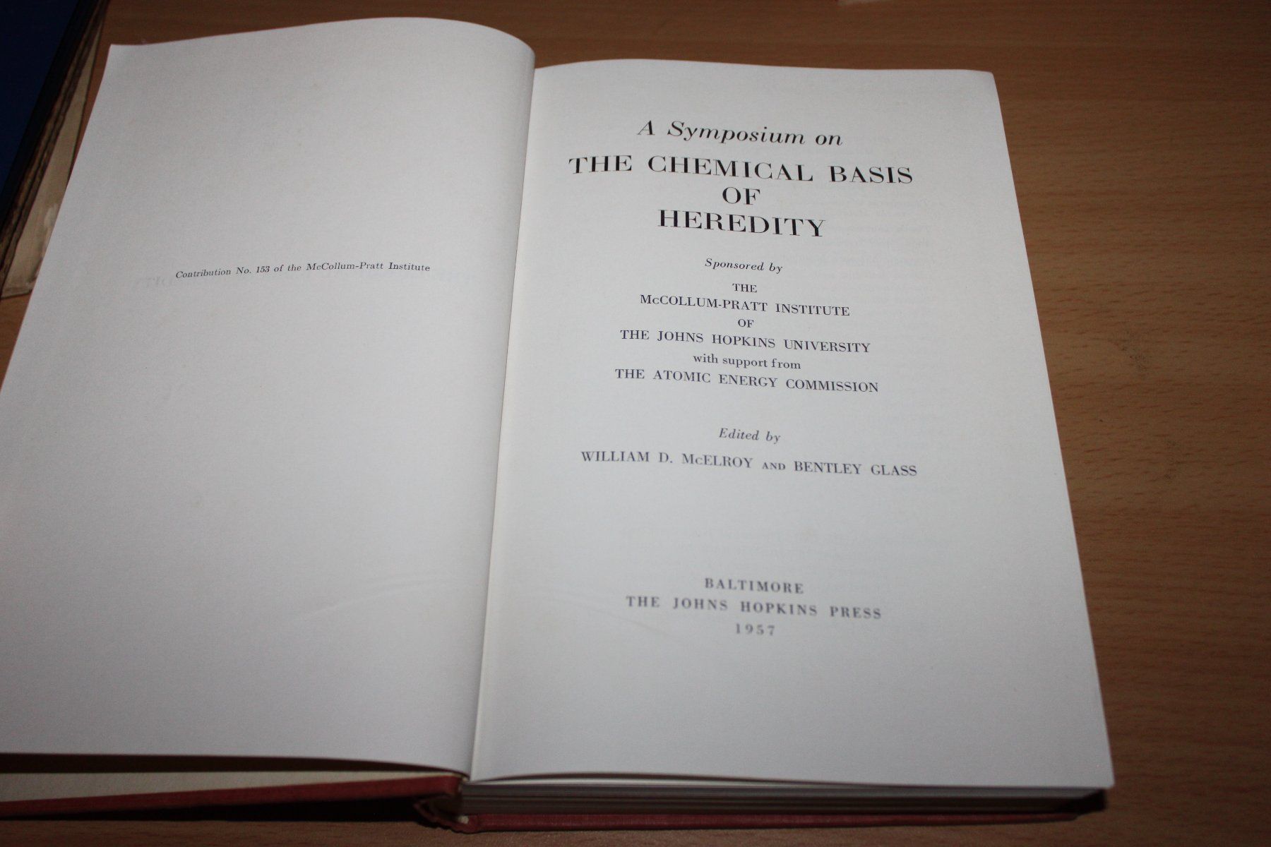 A Symposium on The Chemical Basis of Heredity - McElroy (Gebraucht) in ...