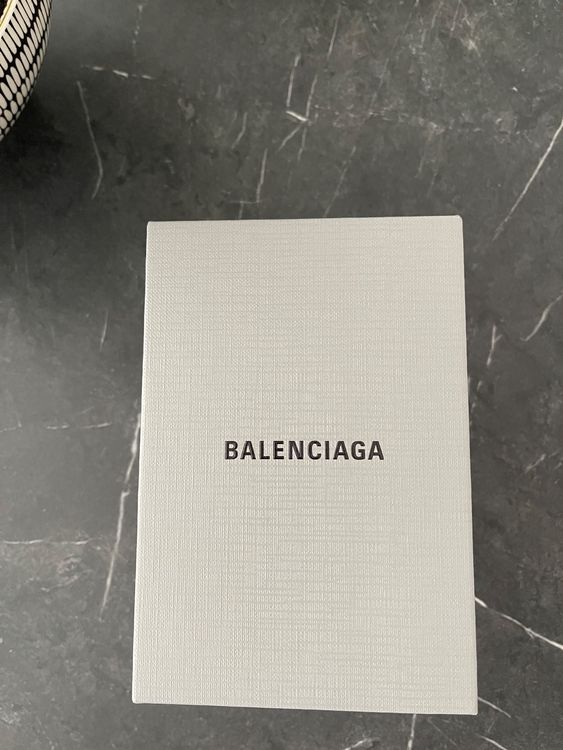 Balenciaga Box Aufbewahrungsbox grau | Kaufen auf Ricardo