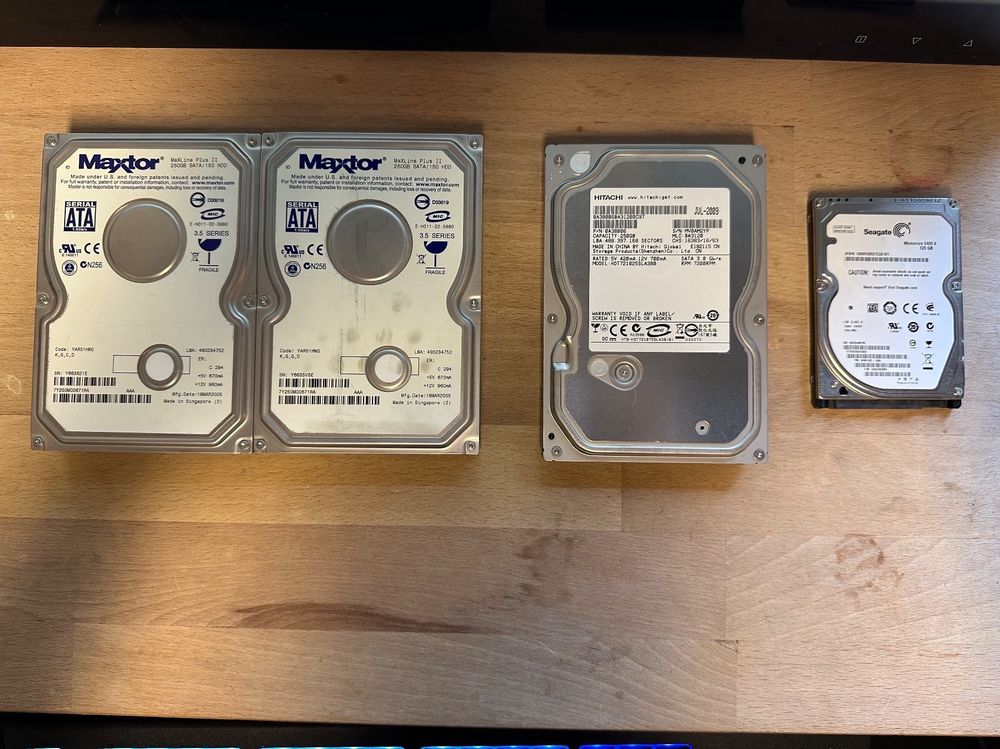 Diverse Festplatten Alle Funktionstüchtig (Gebraucht) in Jona für CHF 1 ...