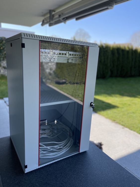 Netzwerkschrank Serverschrank Rack Wandschrank | Kaufen auf Ricardo