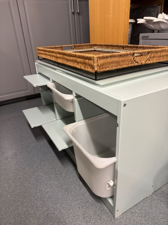 Ikea TROFAST Kindermöbel/ Regal in schönem hellen Mint (Gebraucht) in ...