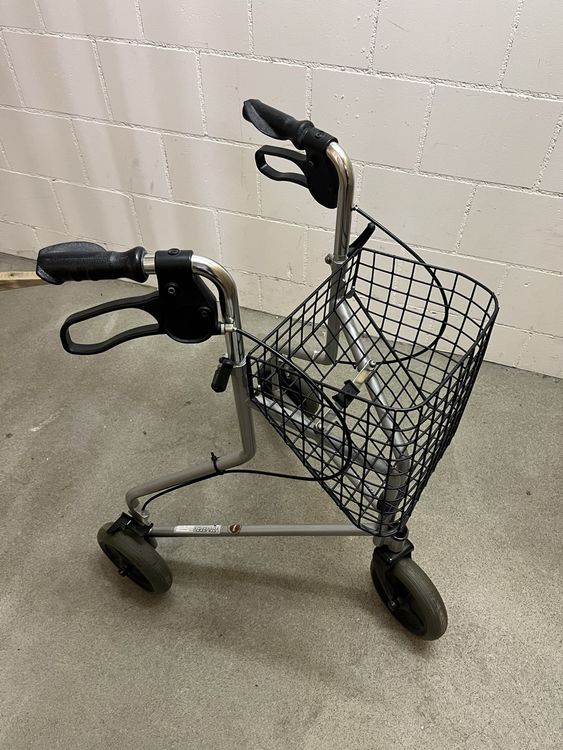 Rollator Gehilfe Dreirad faltbar mit Korb Vermeiren 201Delta | Kaufen ...