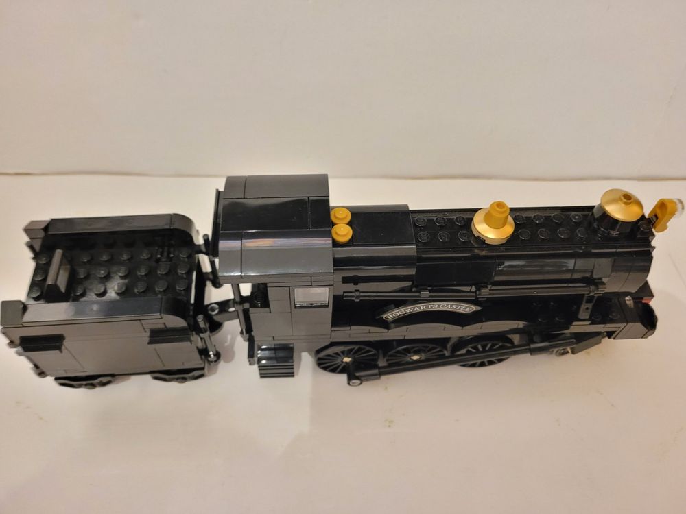 Locomotive Lego avec Tender. Véritables LEGO (Gebraucht) in La Tour-de ...