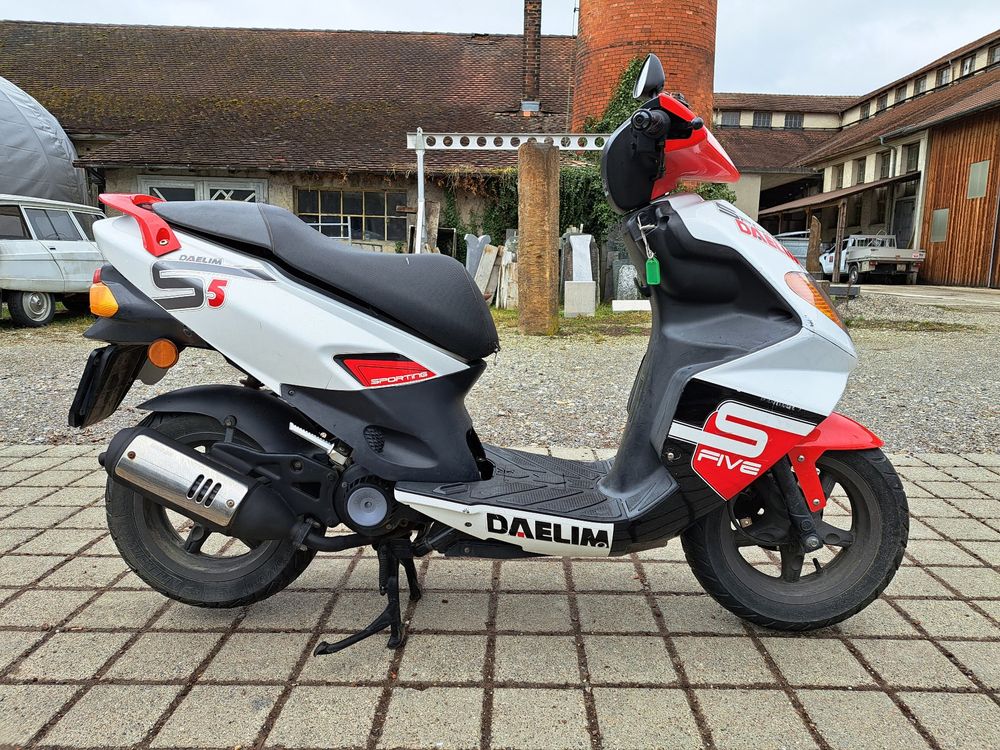 Daelim S-Five il 50ccm Scooter Roller (Gebraucht) in Hallau für CHF 156 ...