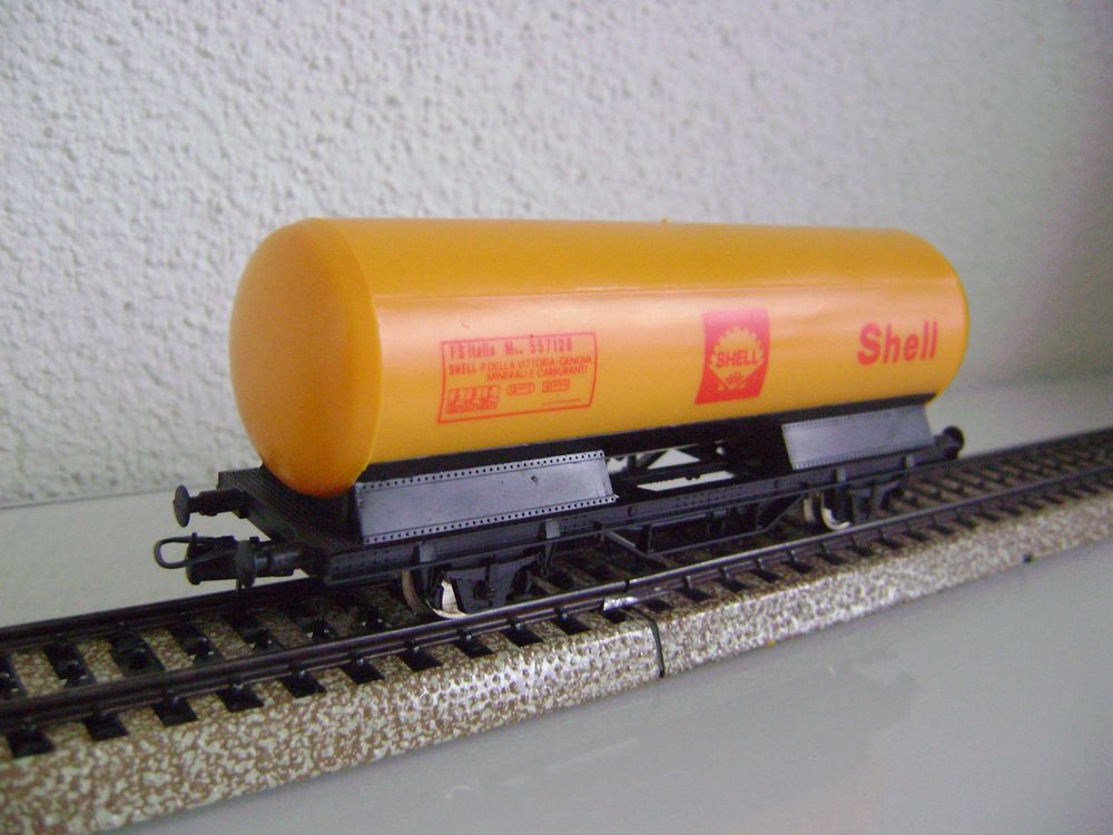Lima H0 - Kesselwagen "Shell" (Gebraucht) in Wil SG für CHF 1 – mit ...