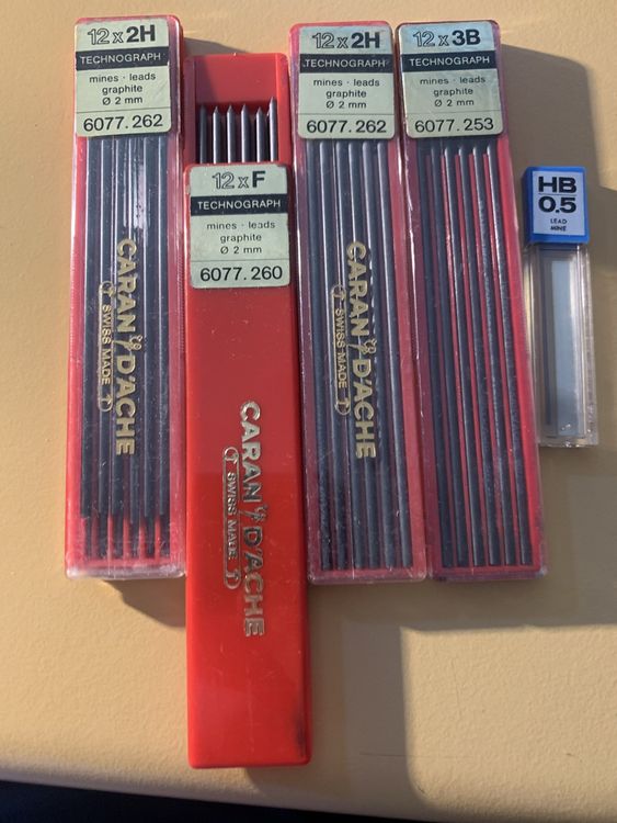 Bleistifte Mienen 2 mm (Neu (gemäss Beschreibung)) in für CHF 3 – mit ...